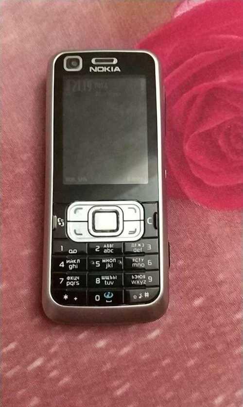 Телефон Nokia 6120 classic