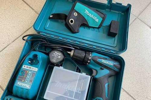 Шуруповерт Makita 10.8v 330