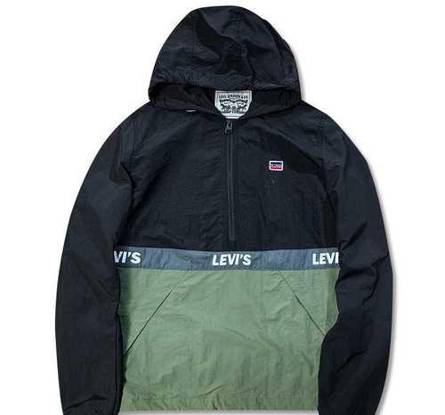 Легкая куртка Levis