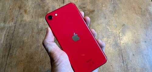 Продам iPhone se 64 красный