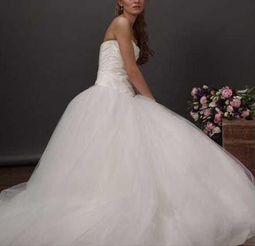 Свадебное платье 38-46размер