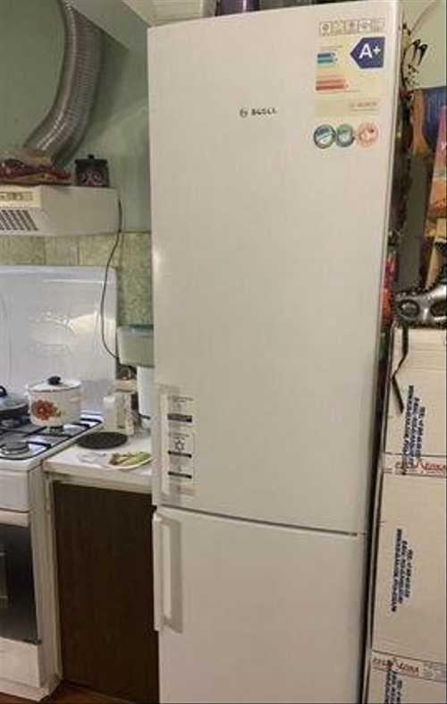 Холодильник Bosh kgs 39wx20R б/у