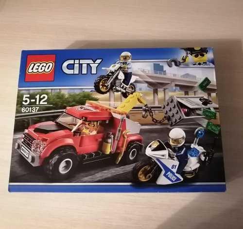 Lego City 60137 Побег на буксировщике