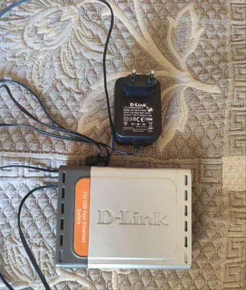 Switch d-link des-1005d