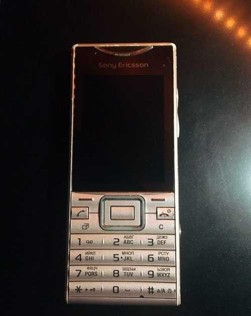 Телефон Sony Ericsson Elm (J10i)