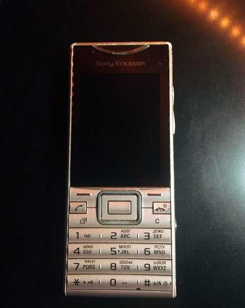 Телефон Sony Ericsson Elm (J10i)