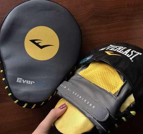 Лапы боксерские Everlast