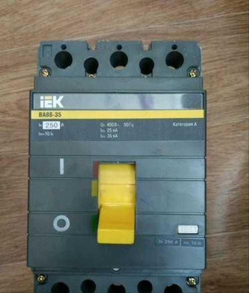 Автоматический выключатель 3p 250а. Автоматический выключатель ИЭК 250а. IEK ва88-35р 250а. IEK ва88-35. Выключатели автоматические: «IEK» ва88-35 3р 250а.