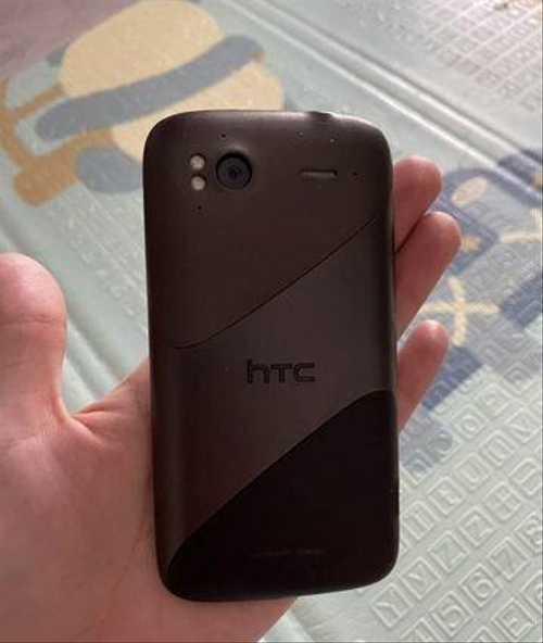 Телефон HTC sensation