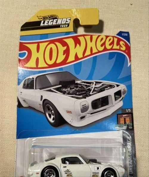 Pontiac firebird 1970 HW Legends 1/64