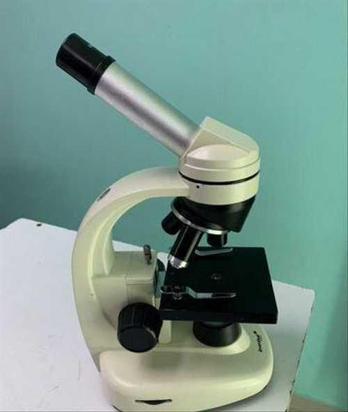 Микроскоп Levenhuk 40l