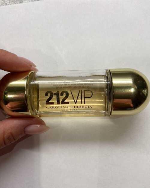 Туалетная вода Carolina Herrera 212 VIP 30 ml