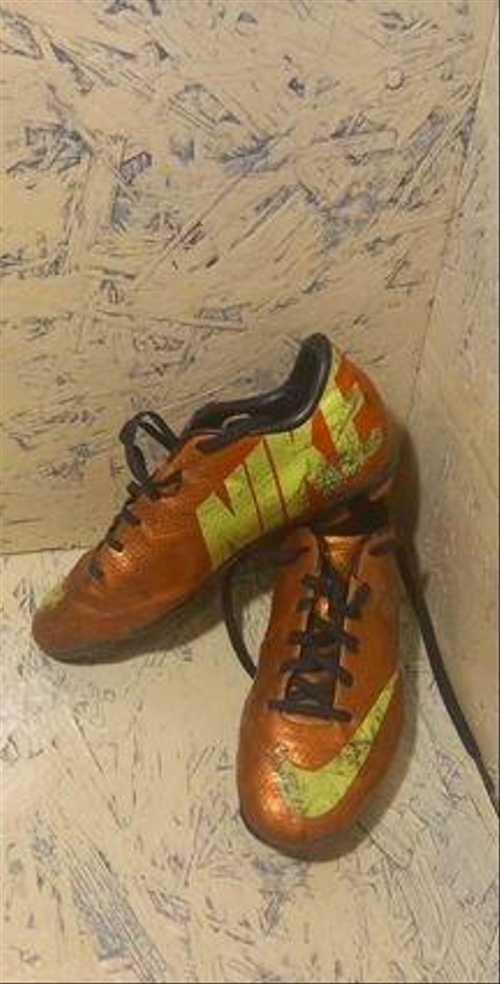 Футбольные бутсы nike mercurial 38,5