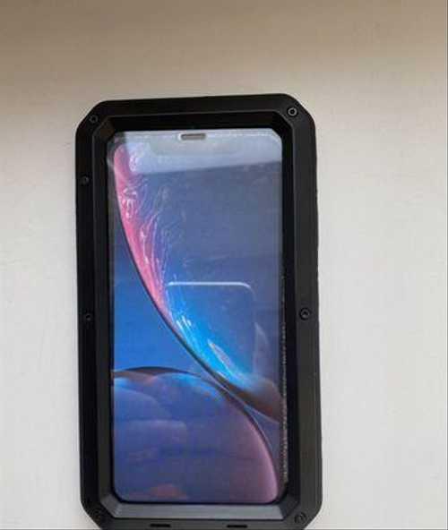 Чехол на iPhone XR