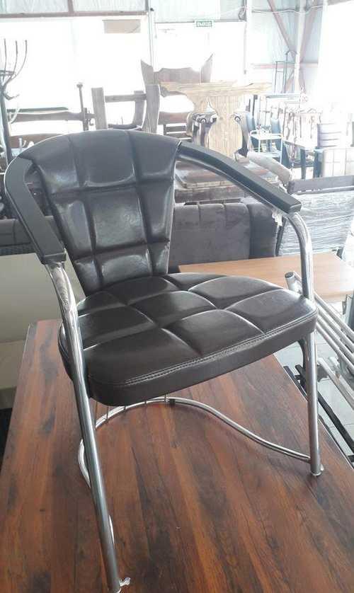 Стулья в аасортименте