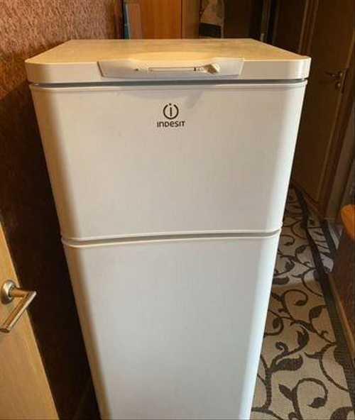 Холодильник indesit r27g.015
