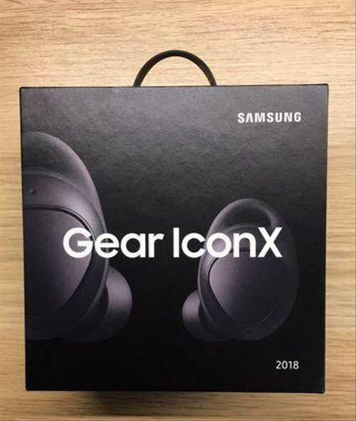 Беспроводные наушники samsung gear iconx