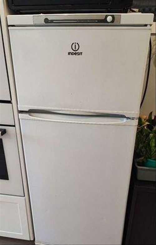 Холодильник бу indesit 249 литров