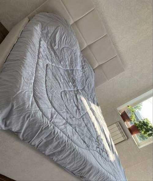 Коплект постельного белья с летним одеялом