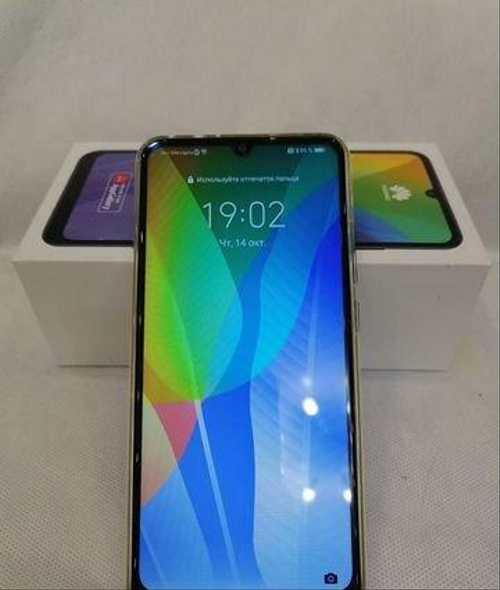 Смартфон Huawei Y6P 64 гб черный
