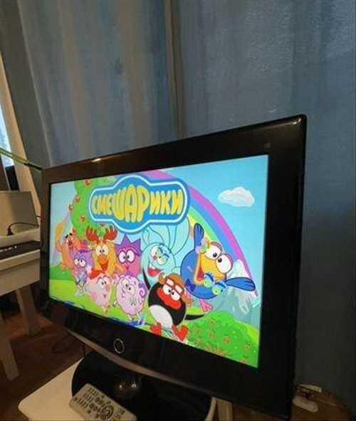 Красочный ЖК телевизор Samsung, 70 см с hdmi