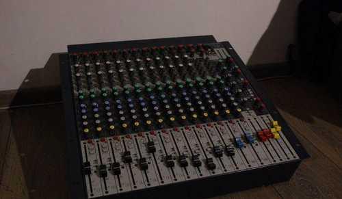 Микшерный пульт Soundcraft GB2R-12/2
