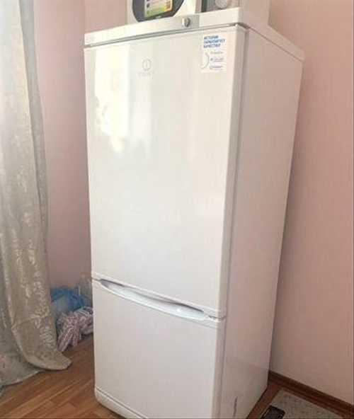 Холодильник indesit новый