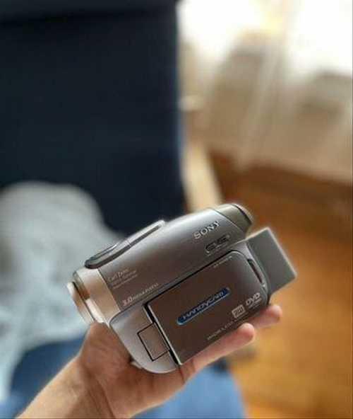 Видеокамера Sony Handycam DCR-dvd403e pal