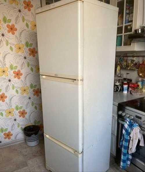 Холодильник Stinol-104L полностью исправный