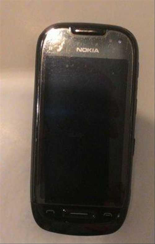Nokia C 7
