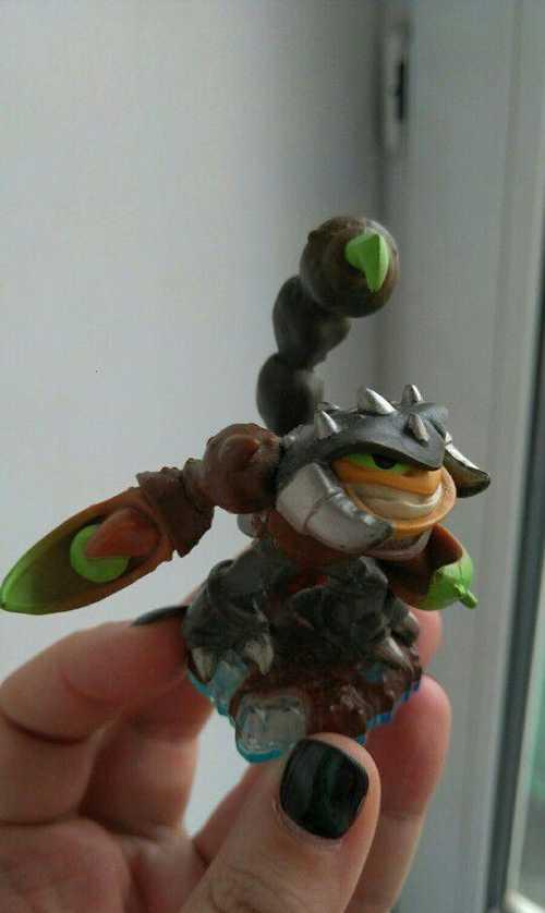 Skylanders фигурка Скорпион