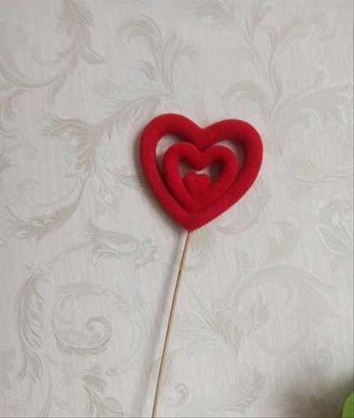 Декоративные сердца на палочке