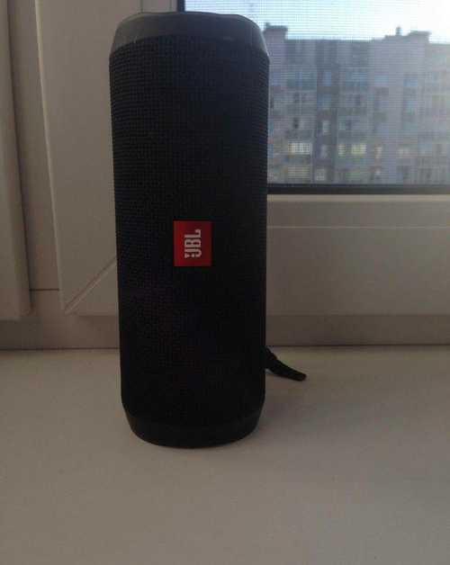JBL flip 4