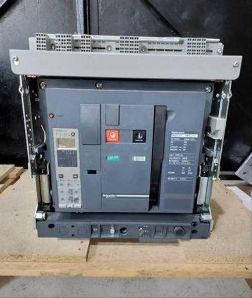 Schneider Electric NW25H1 2500A 3п 65кА