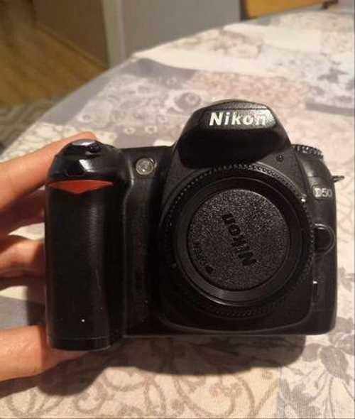 Nikon D50 body