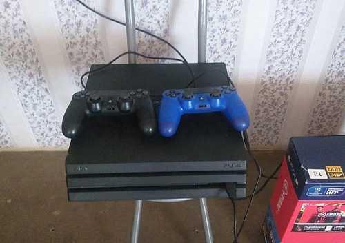 Sony PS4 pro 1tb