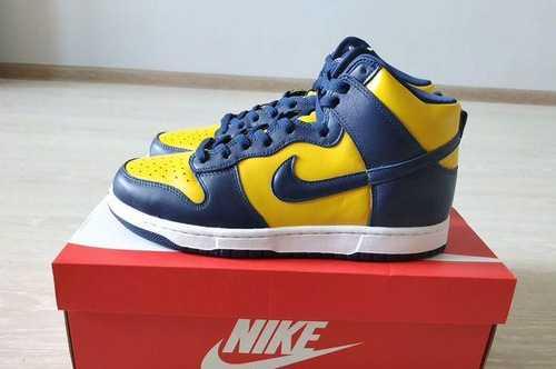 Nike Dunk High Michigan