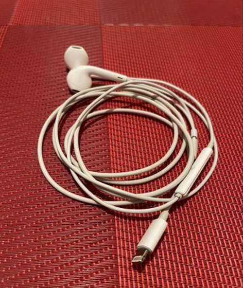 Наушники apple earpods lightning