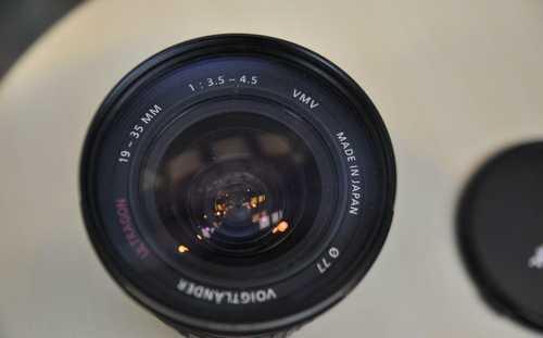 Voigtlander AF 19-35 mm f/ 3.5-4.5 Ultragon VMV N