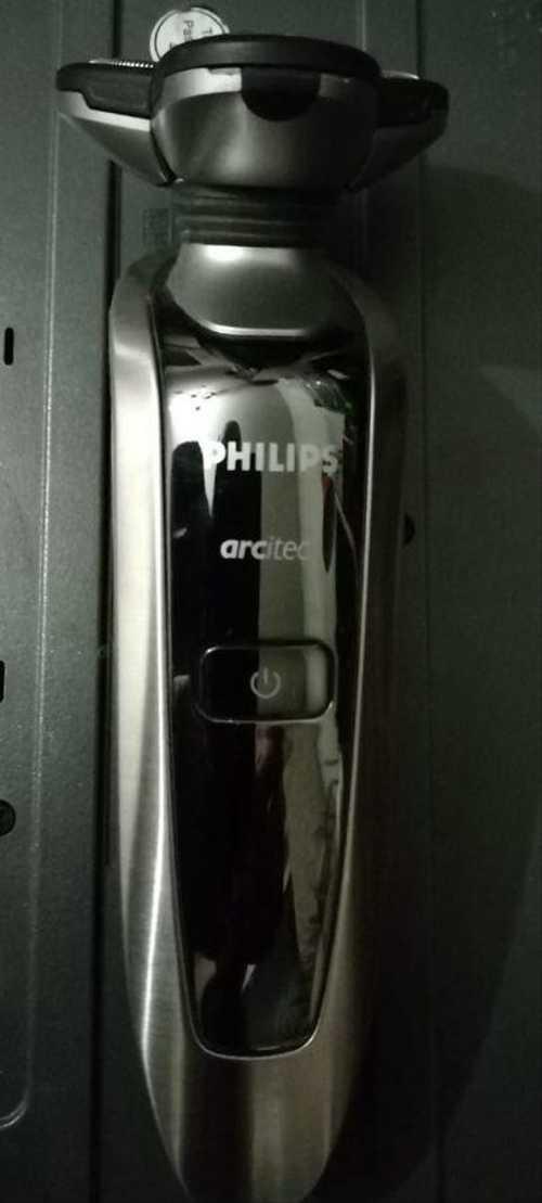 Электробритва Philips Arcitec
