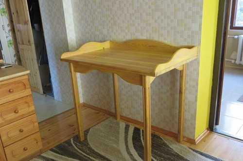 Пеленальный стол из дерева