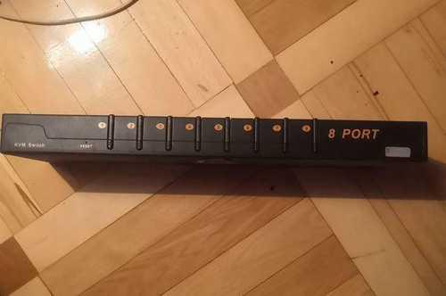 KVM switch 8 port