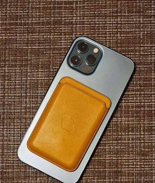 Кожаный чехол-бумажник MagSafe дляiPhone, цвет «зо