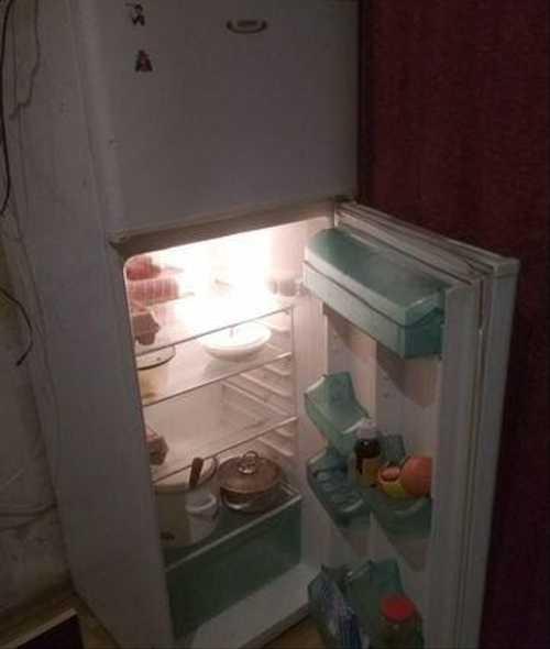 Холодильник бу sanyo