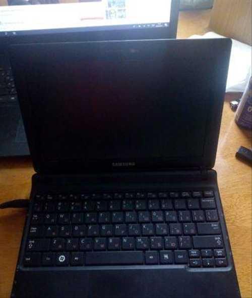 SAMSUNG NP-150