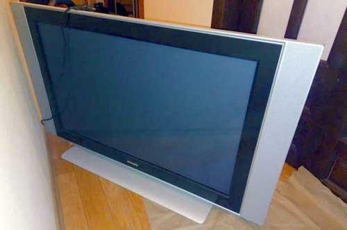 Отдам бесплатно тв Philips 42"
