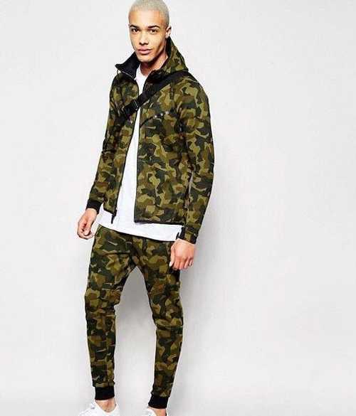 Nike Tech Fleece Camo