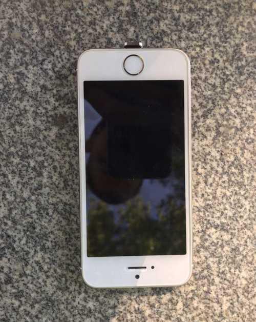Телефон iPhone