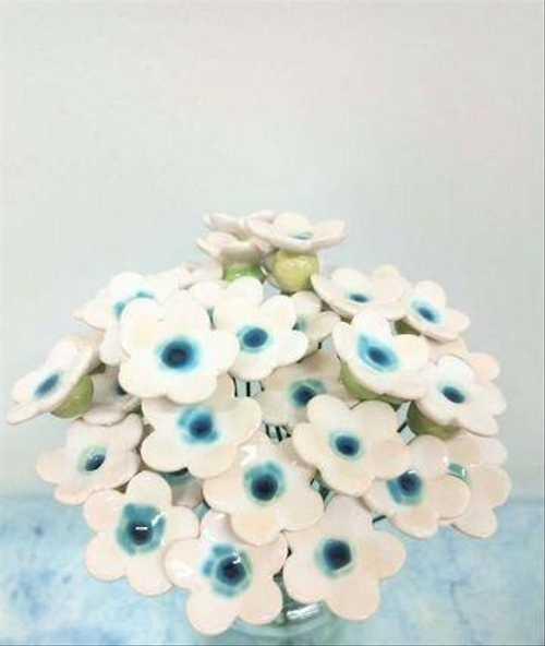 Цветы из керамики