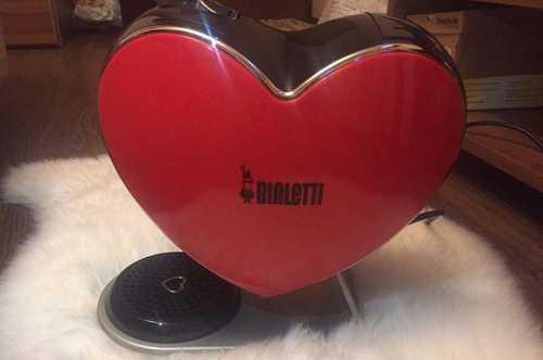 Капсульная кофемашина Bialetti cuore